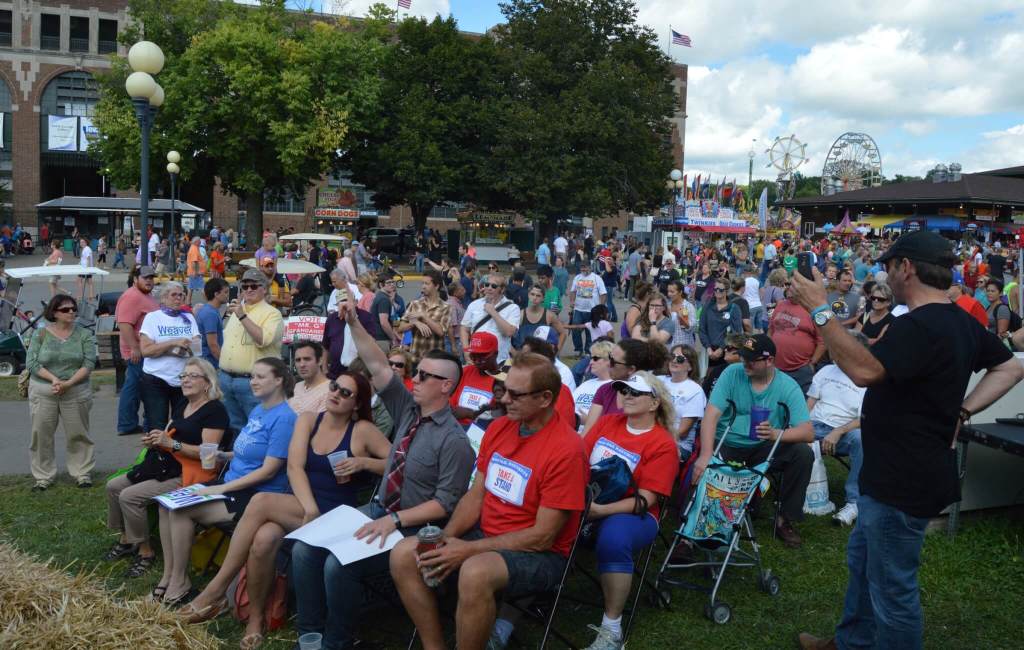 A Look At Iowa Candidates' Messages Before Post-Labor Day Sprint - Iowa ...