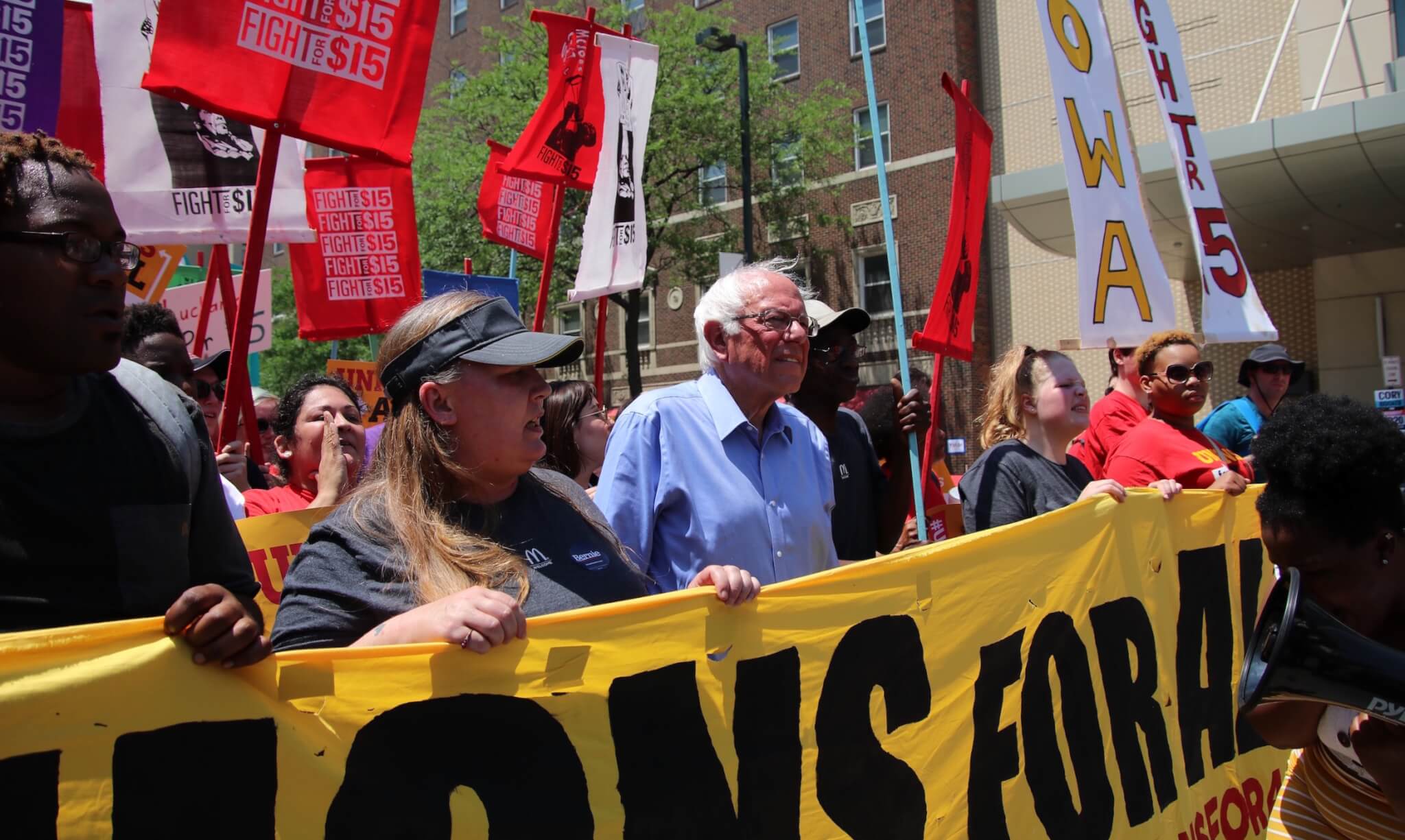 Bernie Sanders' Iowa Campaign Helps Rally Local Unions