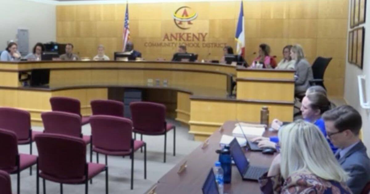 Ankeny Approves Bonuses for Teachers Excluded From Reynolds' Plan ...