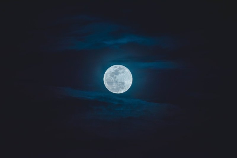 Blue Supermoon: A Once-in-a-Blue-Moon Celestial Event - Iowa Starting Line